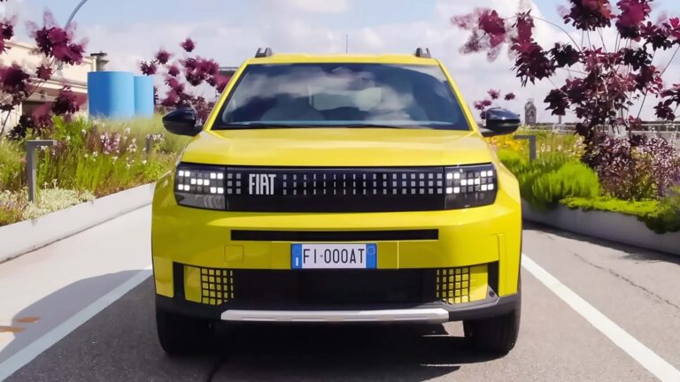 The New Fiat Grande Panda: A Retro-Futuristic Electric Revolution ...