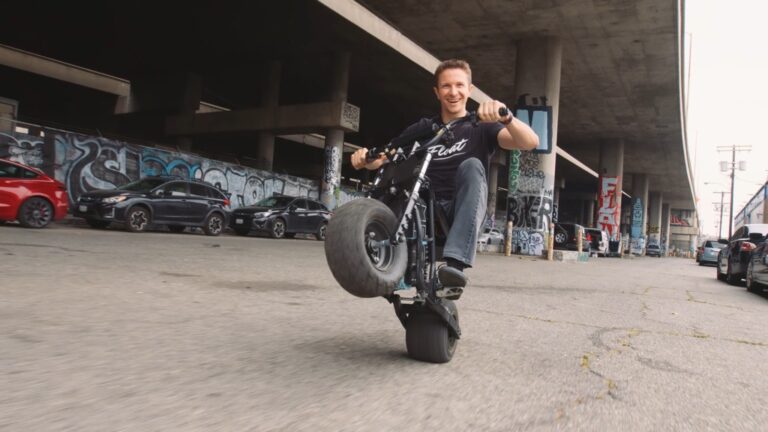 Wheelie Fun Bike – Electric Scooter With A Wheelie Button For Ultimate Fun