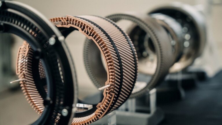DeepDrive IW 2000 — In-Wheel Motor Revolution Backed By BMW And Continental