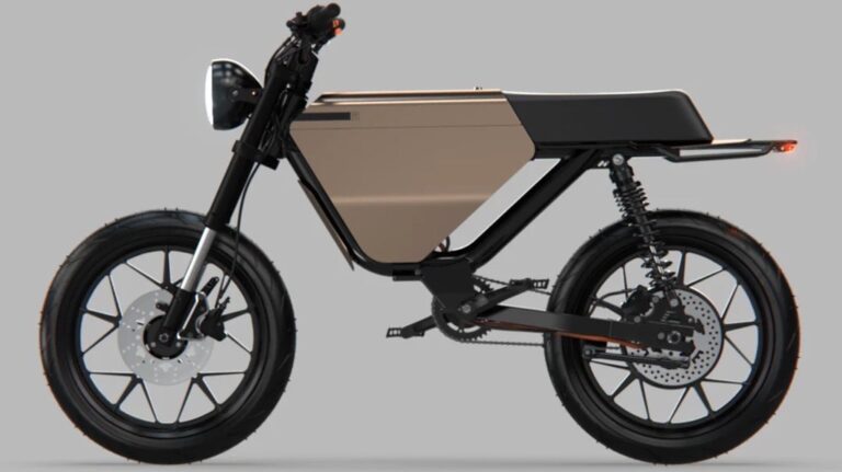 ONYX RCR 80V Review — The 65-MPH “Moped” That Breaks All The Rules